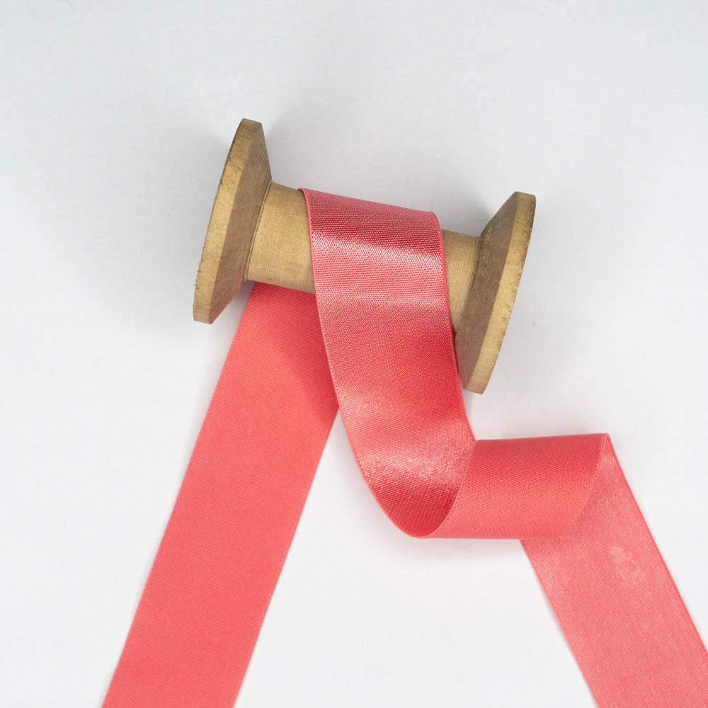 Satin Gummiband Deluxe coral - Gummibänder Meterware bei Evlis Needle ...
